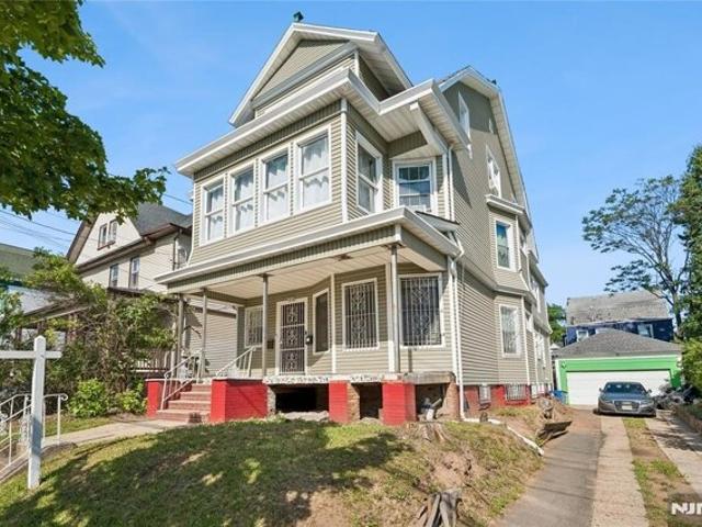 S Th St, Newark, Home For Sale