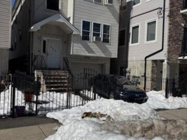 S Th St, Newark, Home For Sale