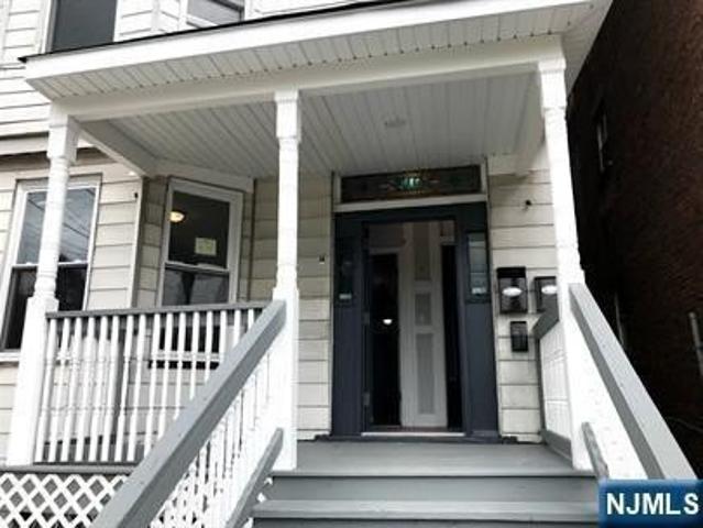 S Th St, Newark, Home For Sale