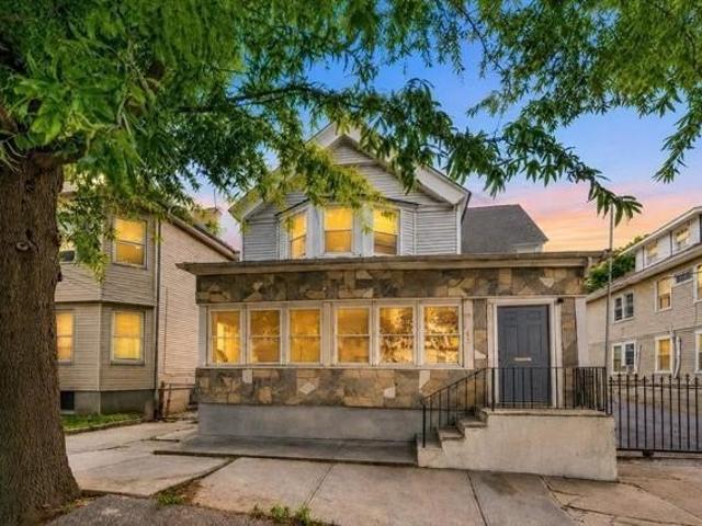 S Th St, Newark, Home For Sale