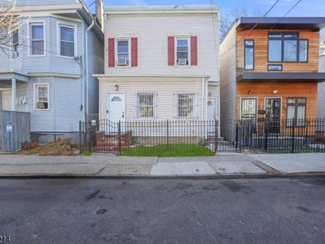 S Th St, Newark, Home For Sale