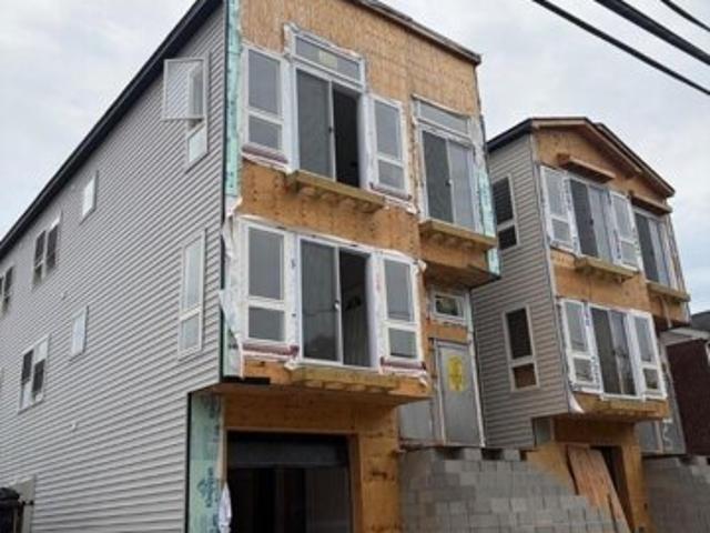 S Th St, Newark, Home For Sale