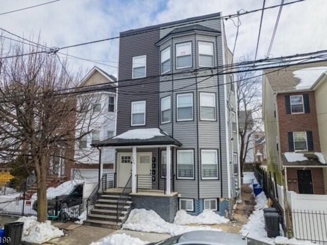 S Th St, Newark, Home For Sale