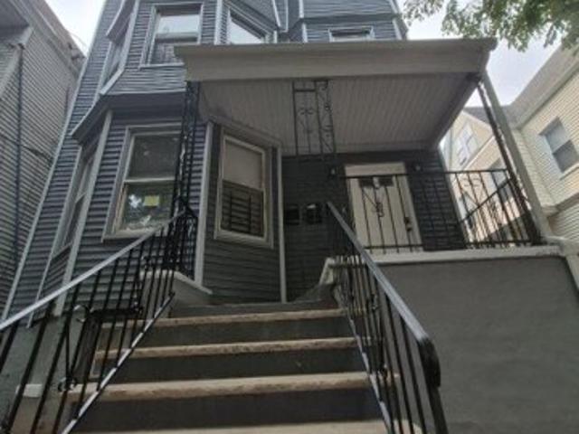 S Th St, Newark, Home For Sale