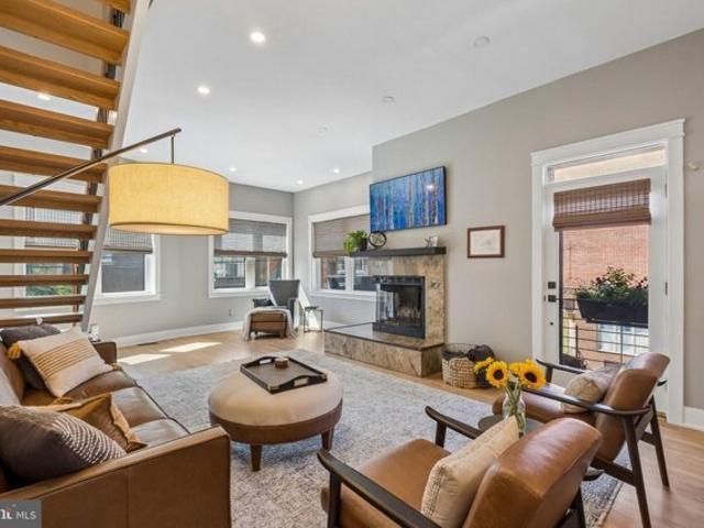 S Th St, Philadelphia, Home For Sale