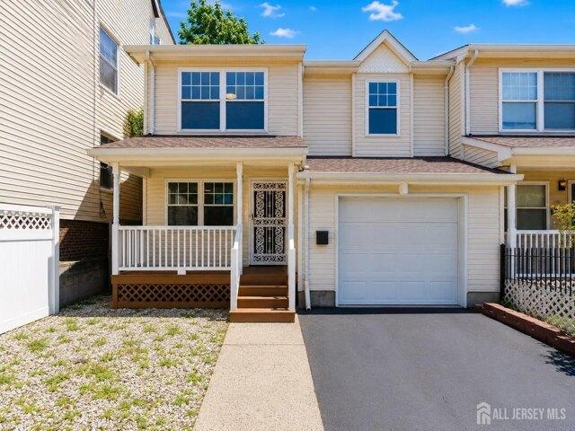 S Th St S, Newark, Home For Sale