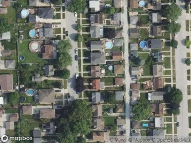 S Trumbull Ave