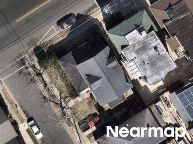 S Vassar Sq