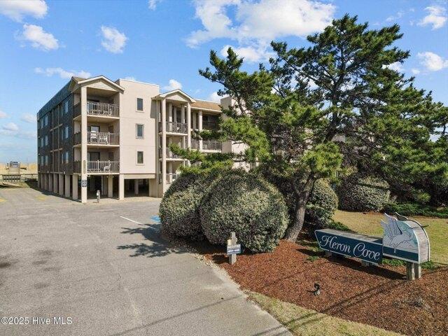 S Virginia Dare Trl Unit,nags Head, Condo For Sale