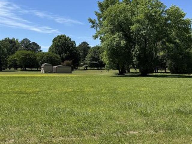 S & W S Pine St, Priceville, AL 35603