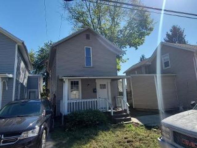 S Walnut St