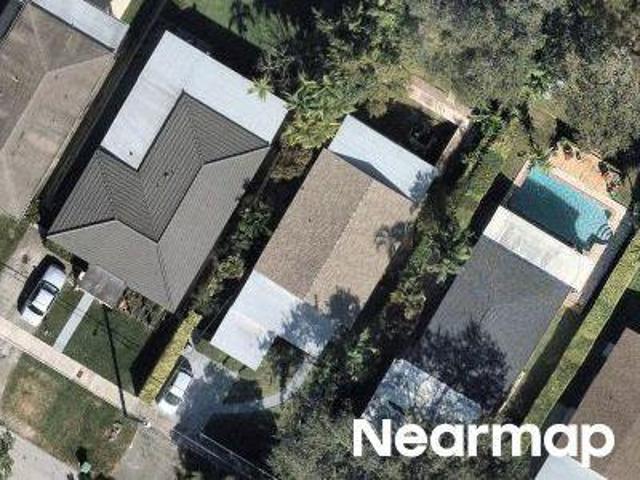 S Waterway Dr