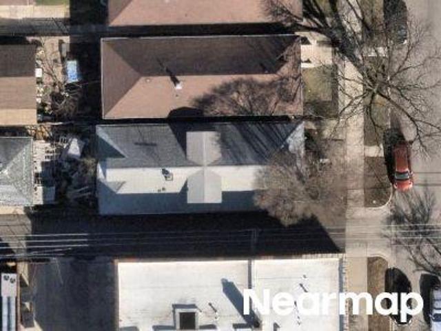 S Whipple St