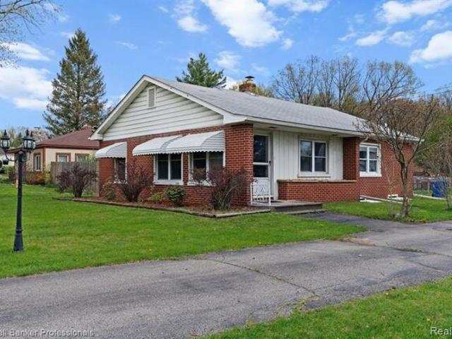 S Williams Lake Rd, Waterford Township, Home For Sale
