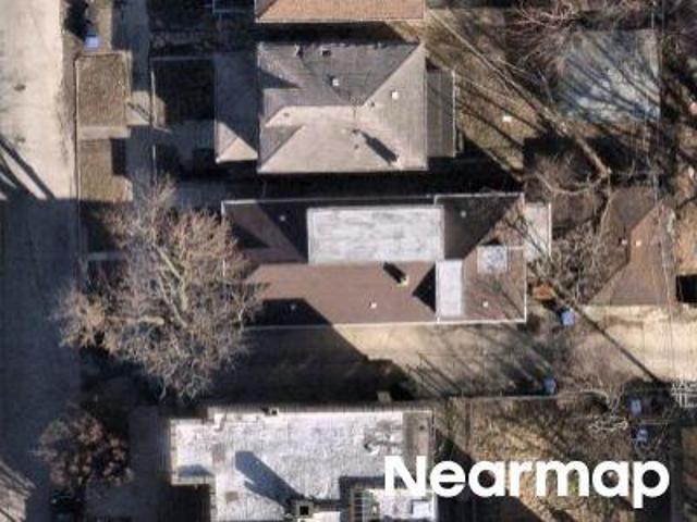 S Woodlawn Ave