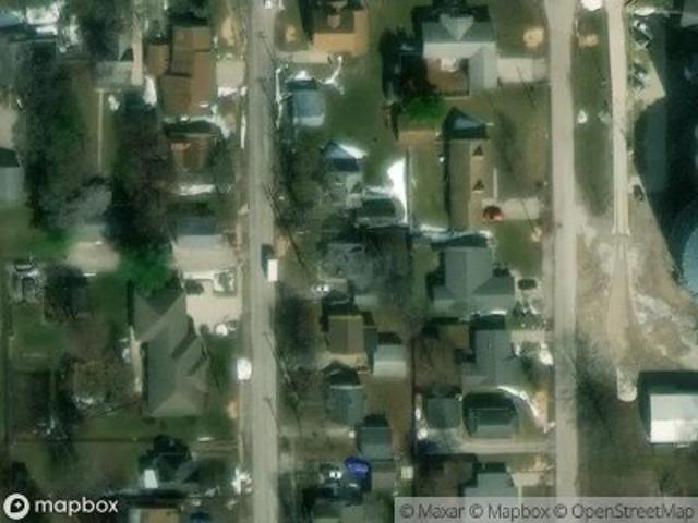 S Worth St