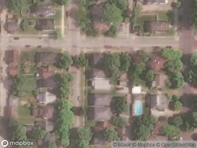 S 15th St