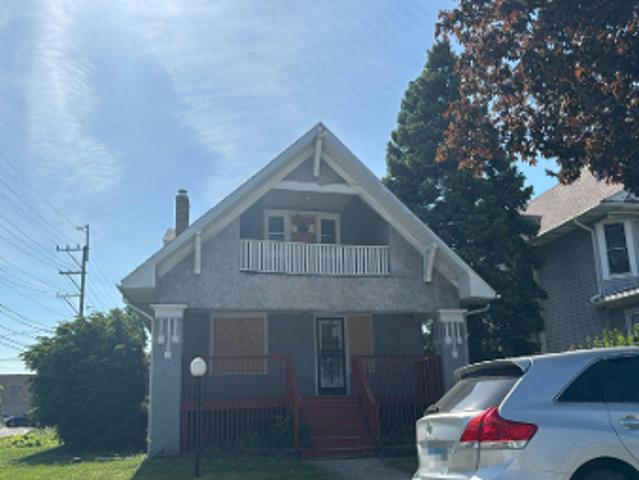S 17th Ave