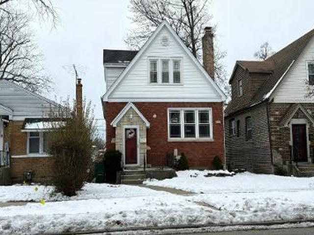 S 18th Ave