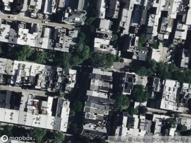 S 18th St