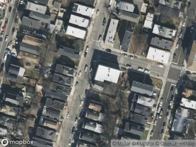 S 18th St