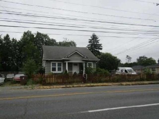 S 12th St