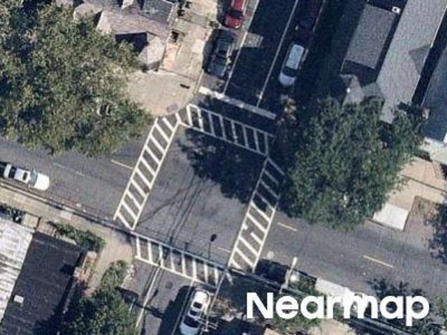 S 12th St