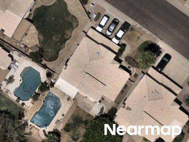 S 12th Pl