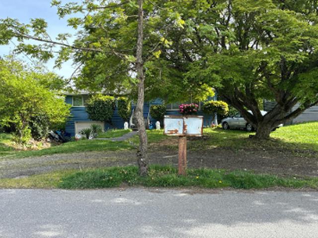 S 132nd St