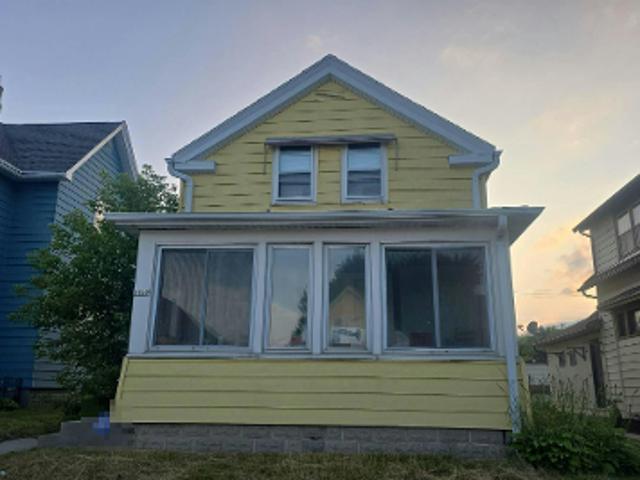 S 13th St