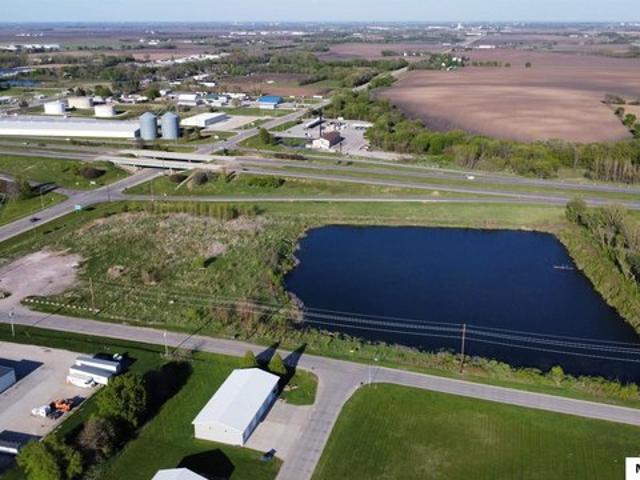 S 24th St, Clear Lake, IA 50428