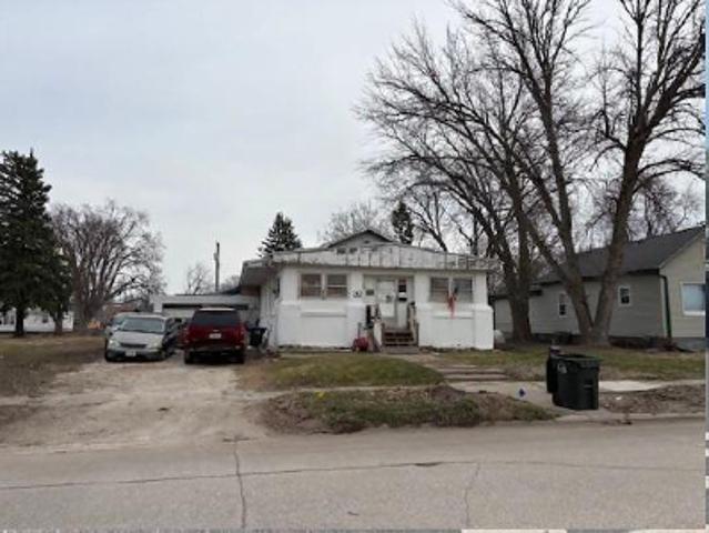 S 22nd St