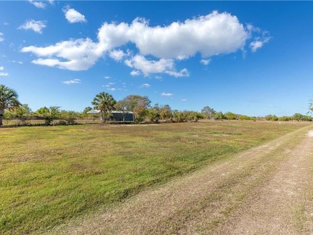 S 399 Gulf Rd, Matagorda, TX 77457