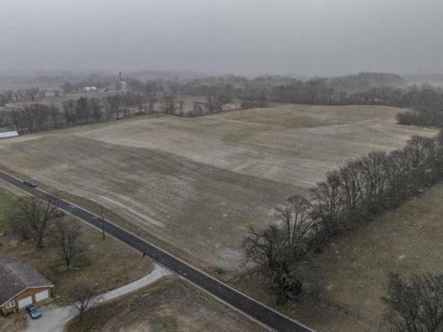 S 325 W, Princeton, IN 47670