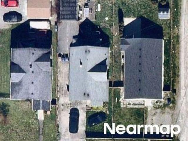 S 48th St