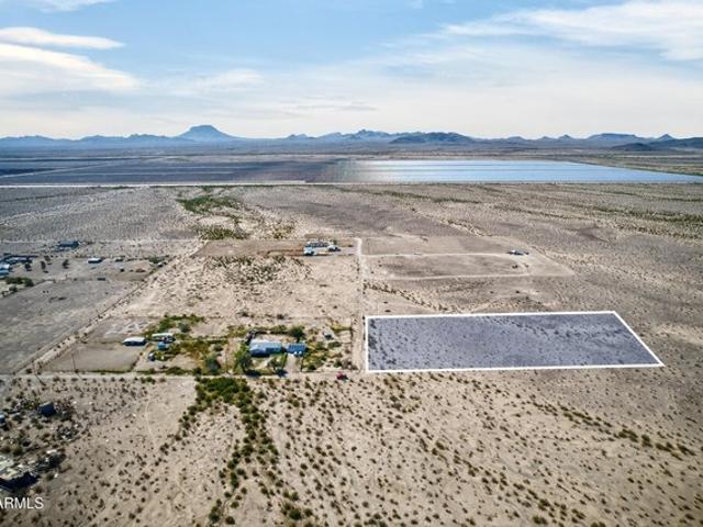 S 418th Ave, Tonopah, AZ 85354