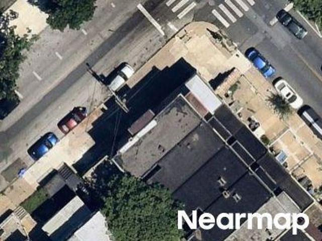 S 54th St
