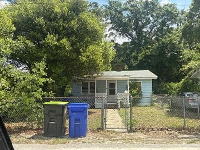 S 5th St