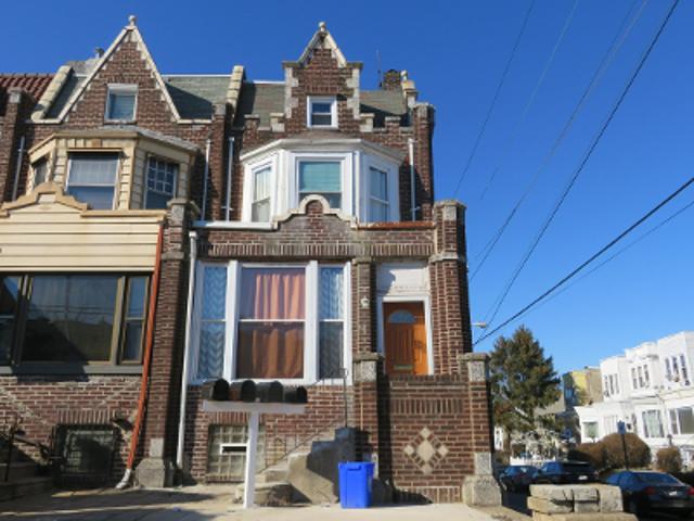 S 62nd St
