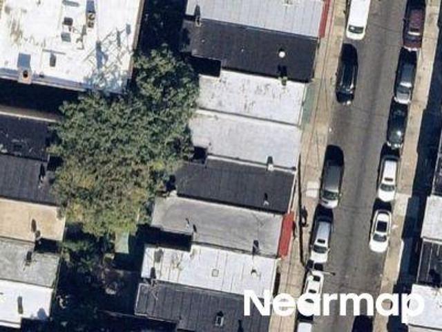 S 6th St