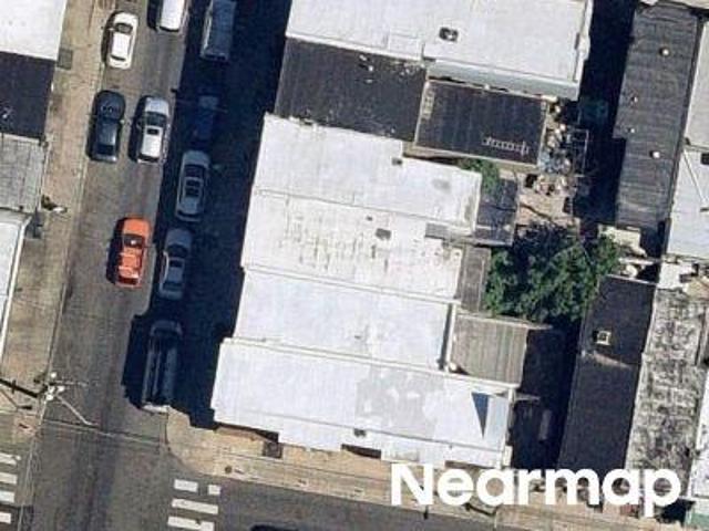S 7th St