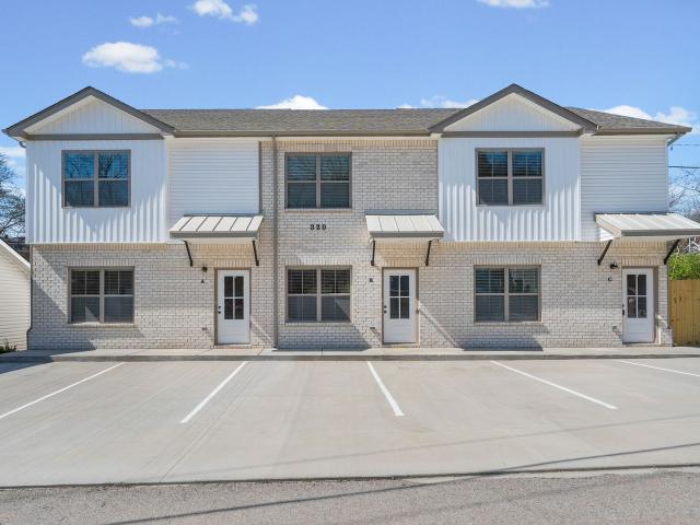 S. 7th St. 320 330