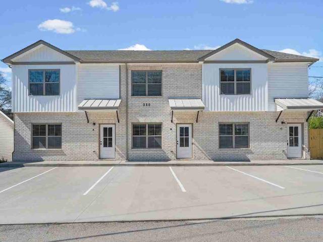 S. 7th St. 320 330 3 Bedroom Apartment for Rent at 320 S 7th St, Clarksville, TN 37040 Downtown Clarksville