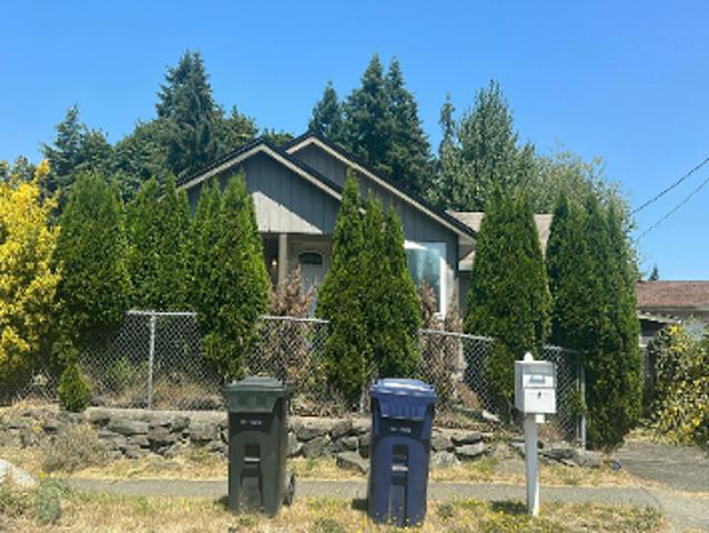 S 96th St