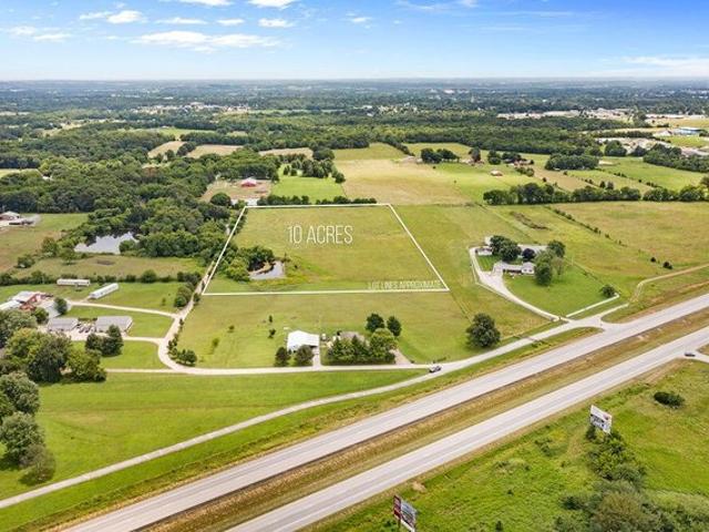 S 97th Rd, Bolivar, MO 65613