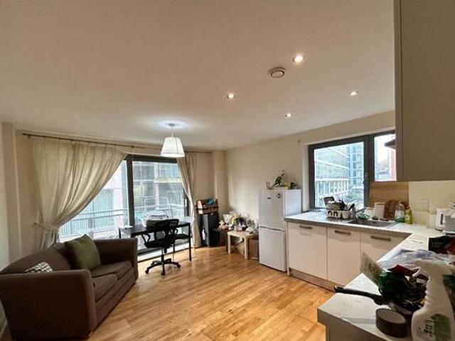 Scotland Street, Sheffield, 2 Bedroom Flat