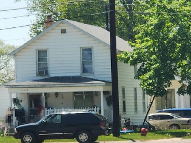 Scott Ave