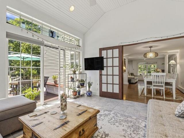 Scott Ave, York, Home For Sale