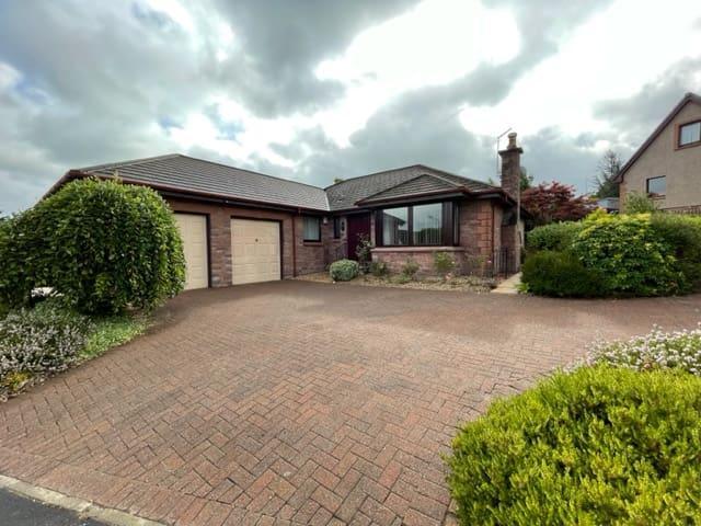 Scott Brae, Kippen FK8 3 bed detached house to rent £1,900 pcm £438 pw