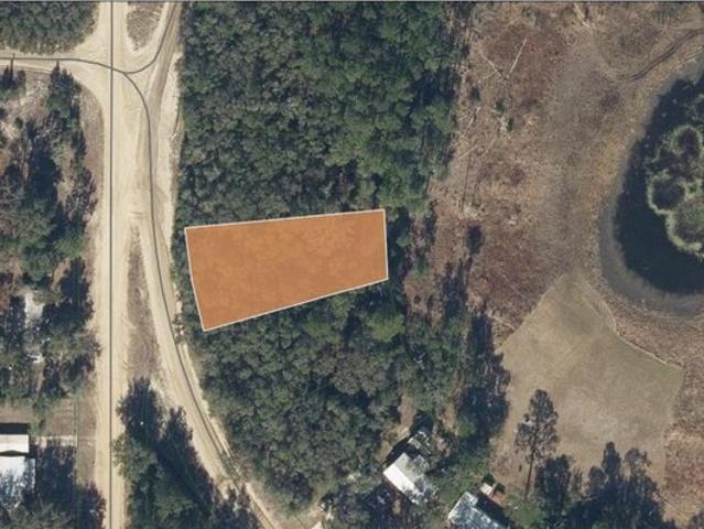 Scott Cir, Interlachen, FL 32148